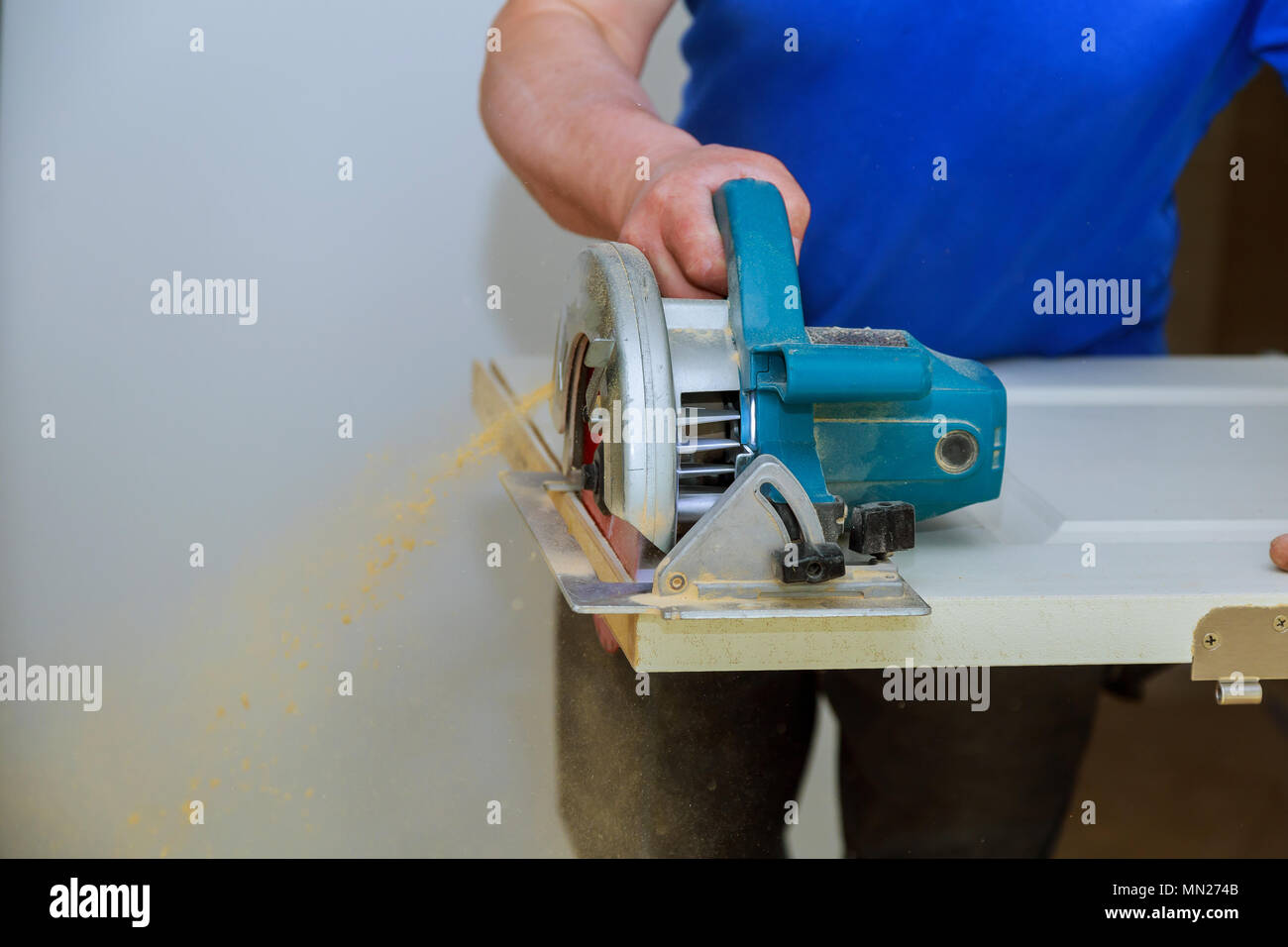 Profile carpenter wood saw hi-res stock photography and images - Alamy
