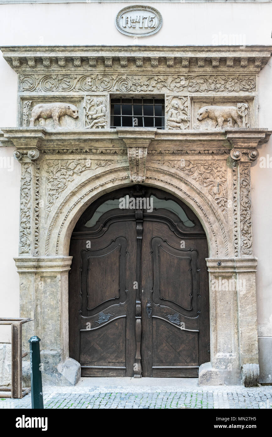 Old portal in historical hi-res stock photography and images - Alamy