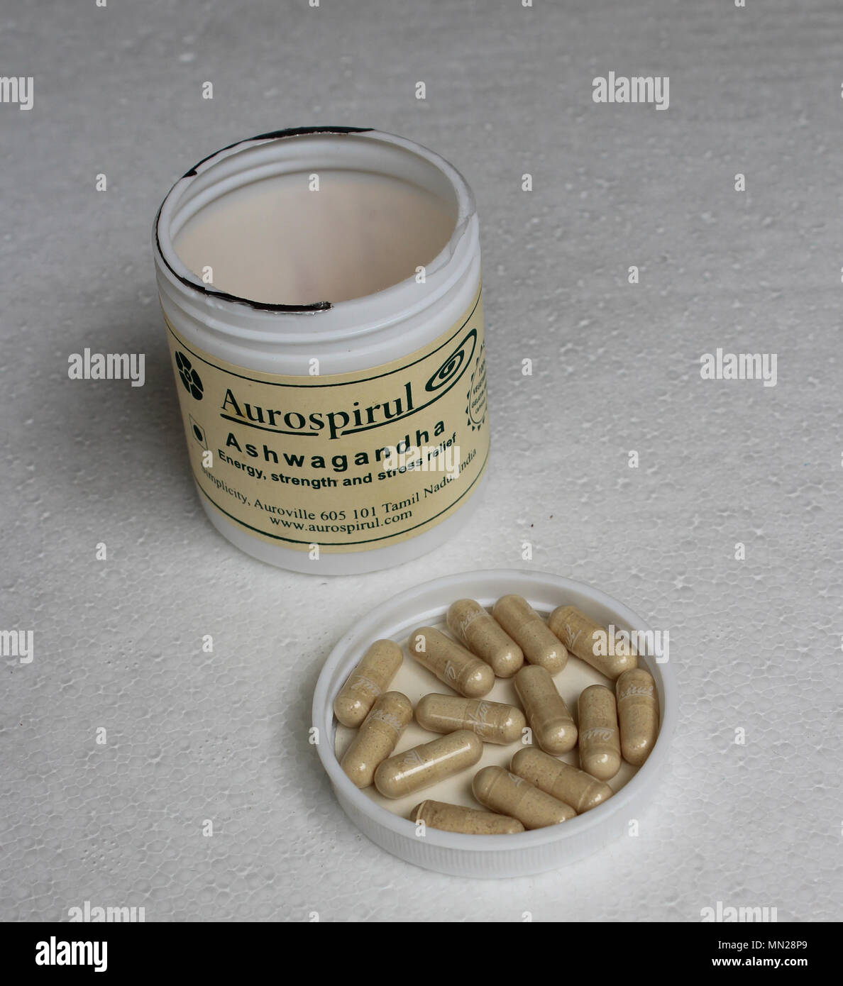 Plastic capsules hi-res stock photography and images - Alamy