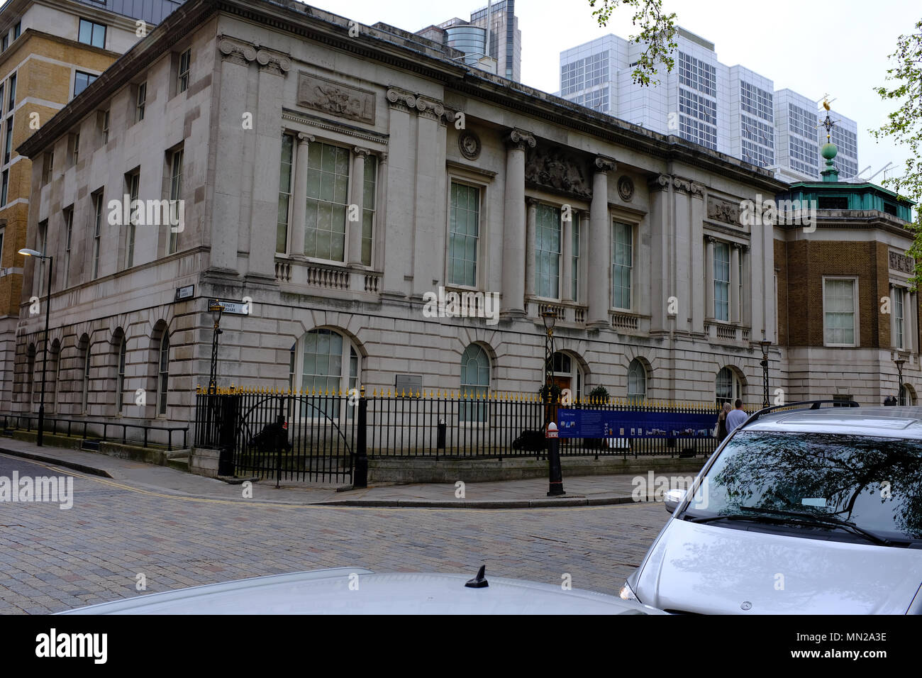 Trinity square gardens hi-res stock photography and images - Alamy