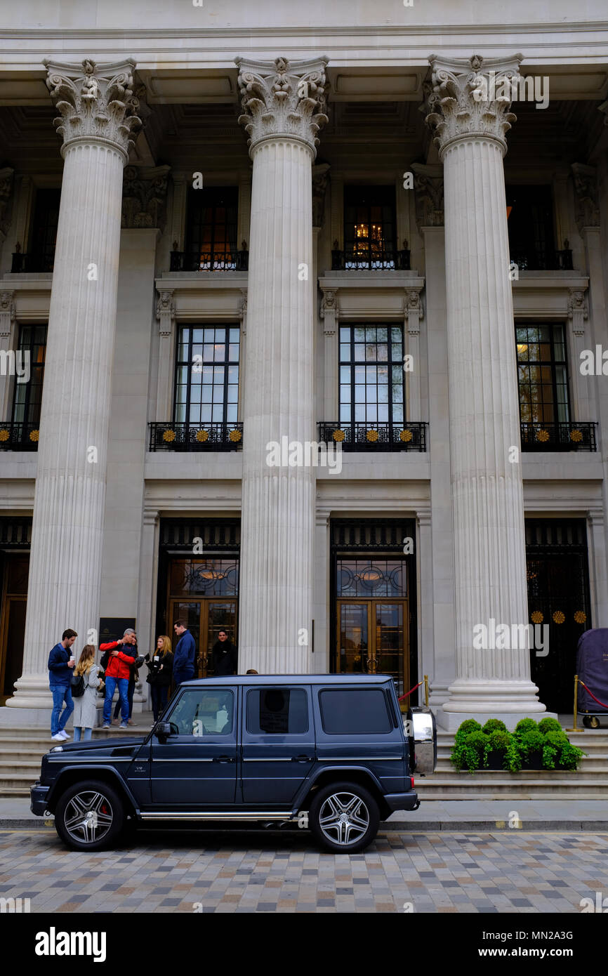 The Four Seasons Hotel at Ten Trinity Square London Stock Photo - Alamy