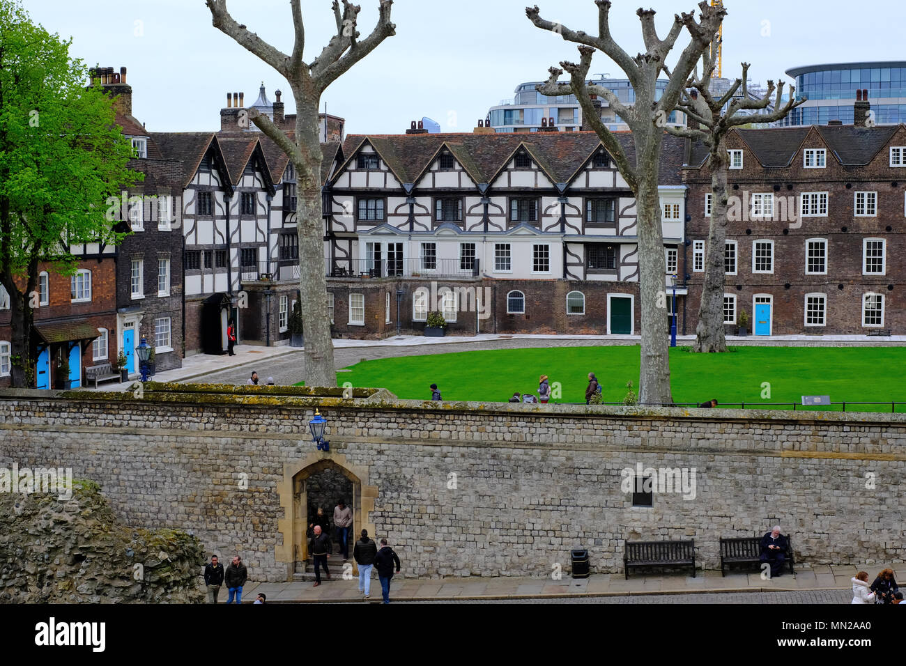 The Queens house at The Tower of London UK Stock Photo - Alamy