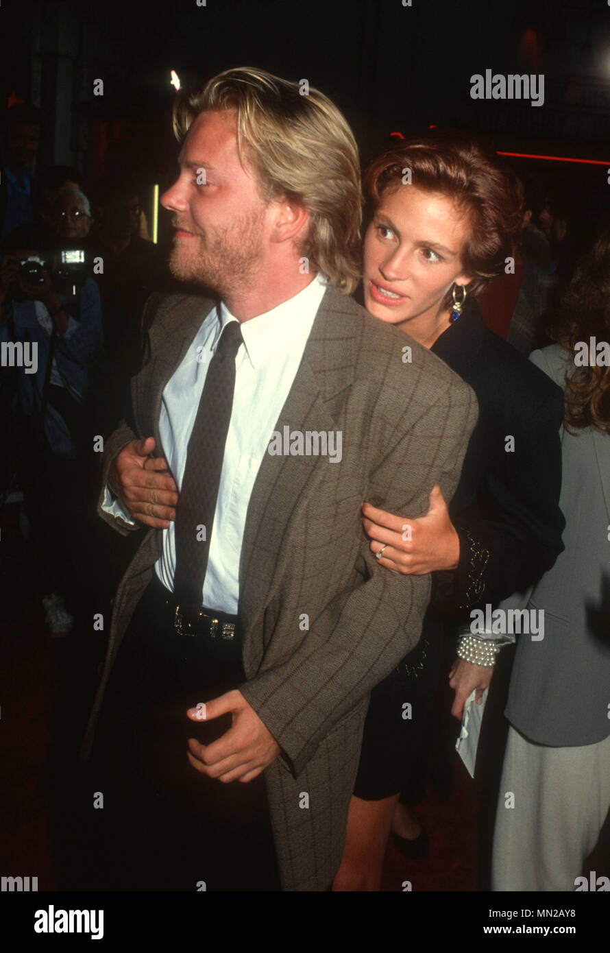 HOLLYWOOD, CA - AUGUST 06: (L-R) Actor Keifer Sutherland and actress ...