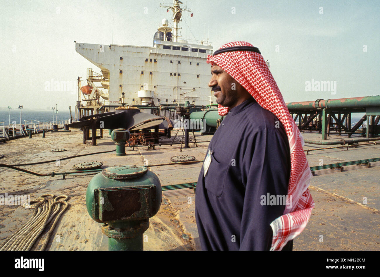 Mina al ahmadi oil port hi-res stock photography and images - Alamy