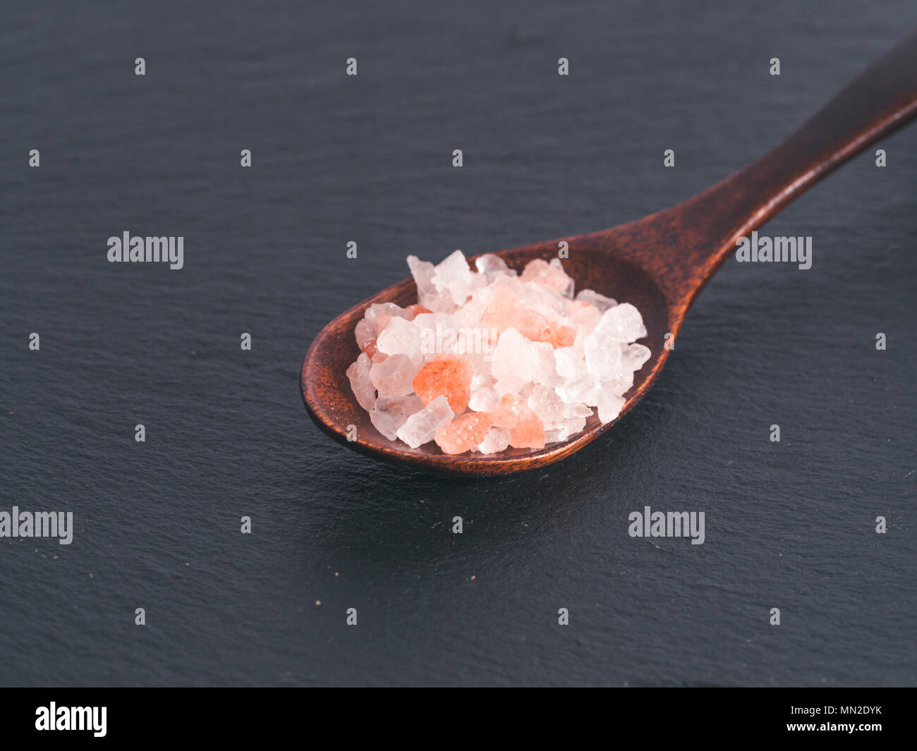 Pink himalayan sea salt crystals hi-res stock photography and images ...