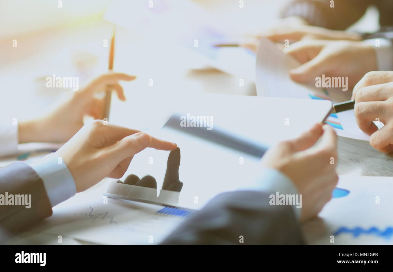 Tablet pc in hands man hi-res stock photography and images - Alamy
