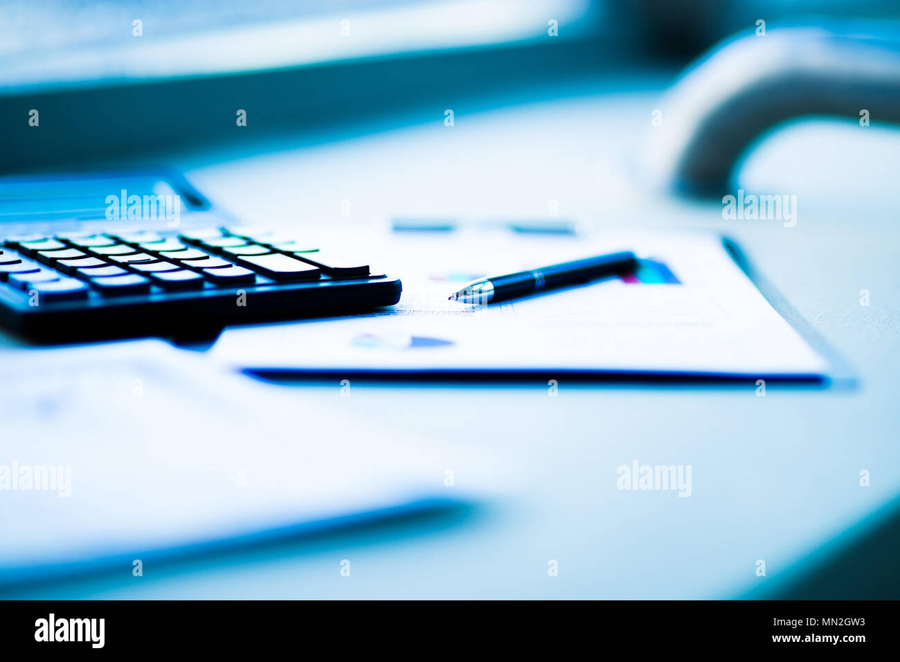 Financial analysis chart set hi-res stock photography and images - Alamy