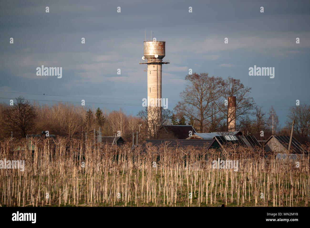 Water tower background hi-res stock photography and images - Alamy