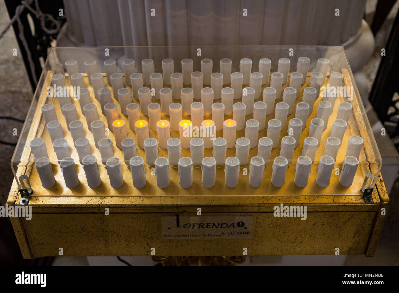 Candle stand hi-res stock photography and images - Alamy