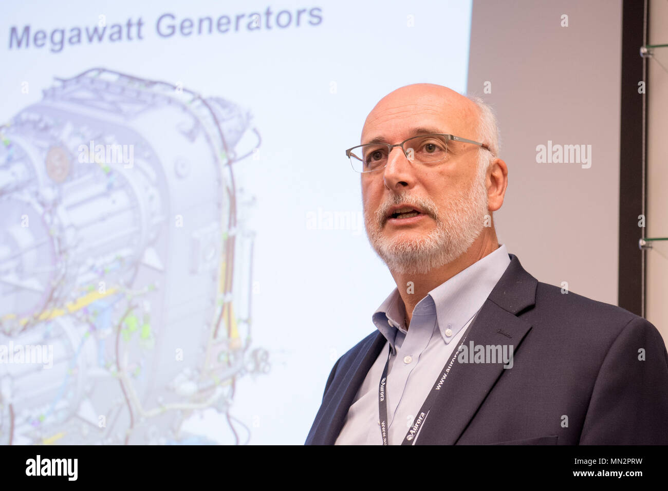 Engineers sciences hi-res stock photography and images - Alamy