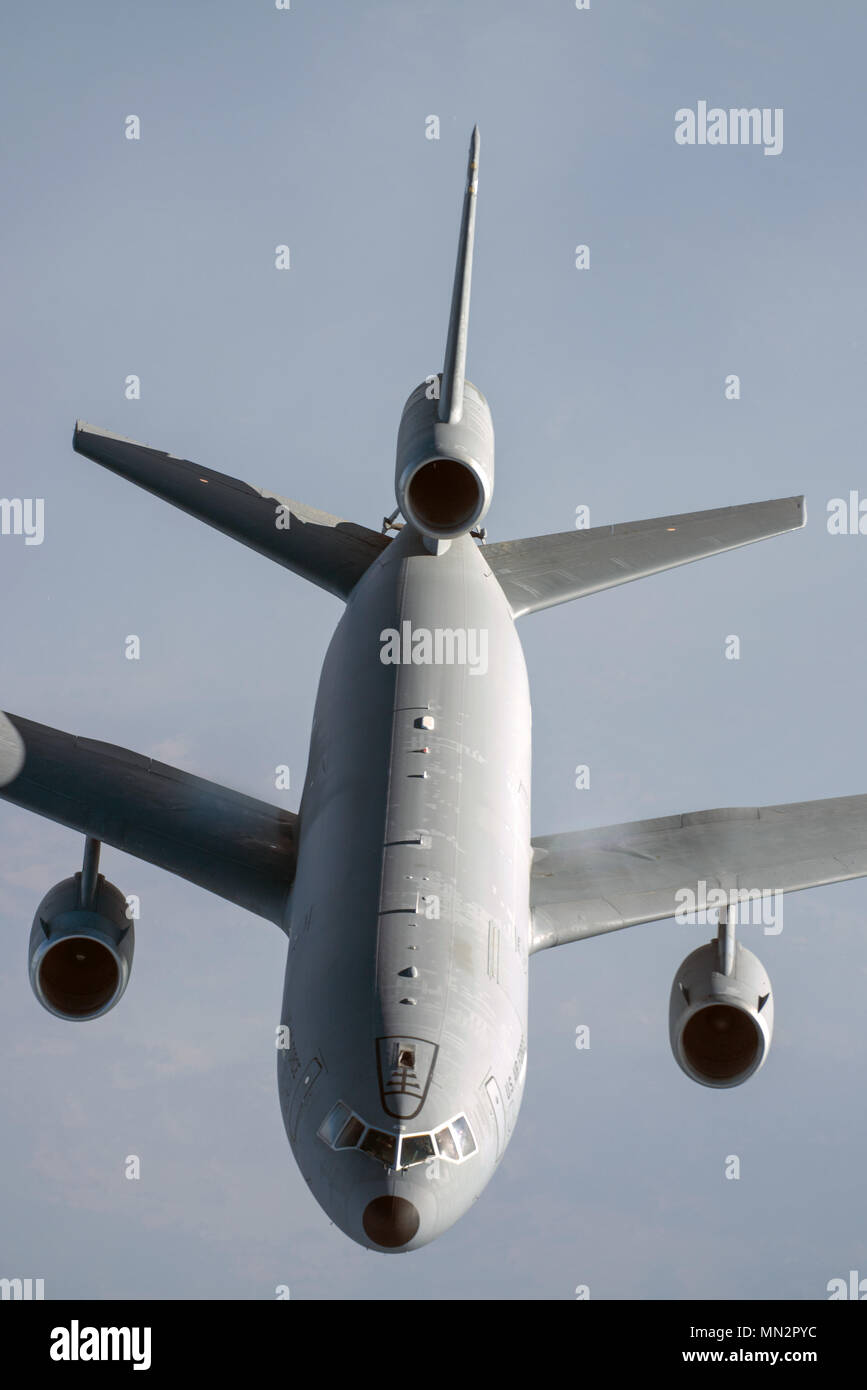 A KC-10 Extender from the 6th Air Refueling Squadron, gets refueled ...