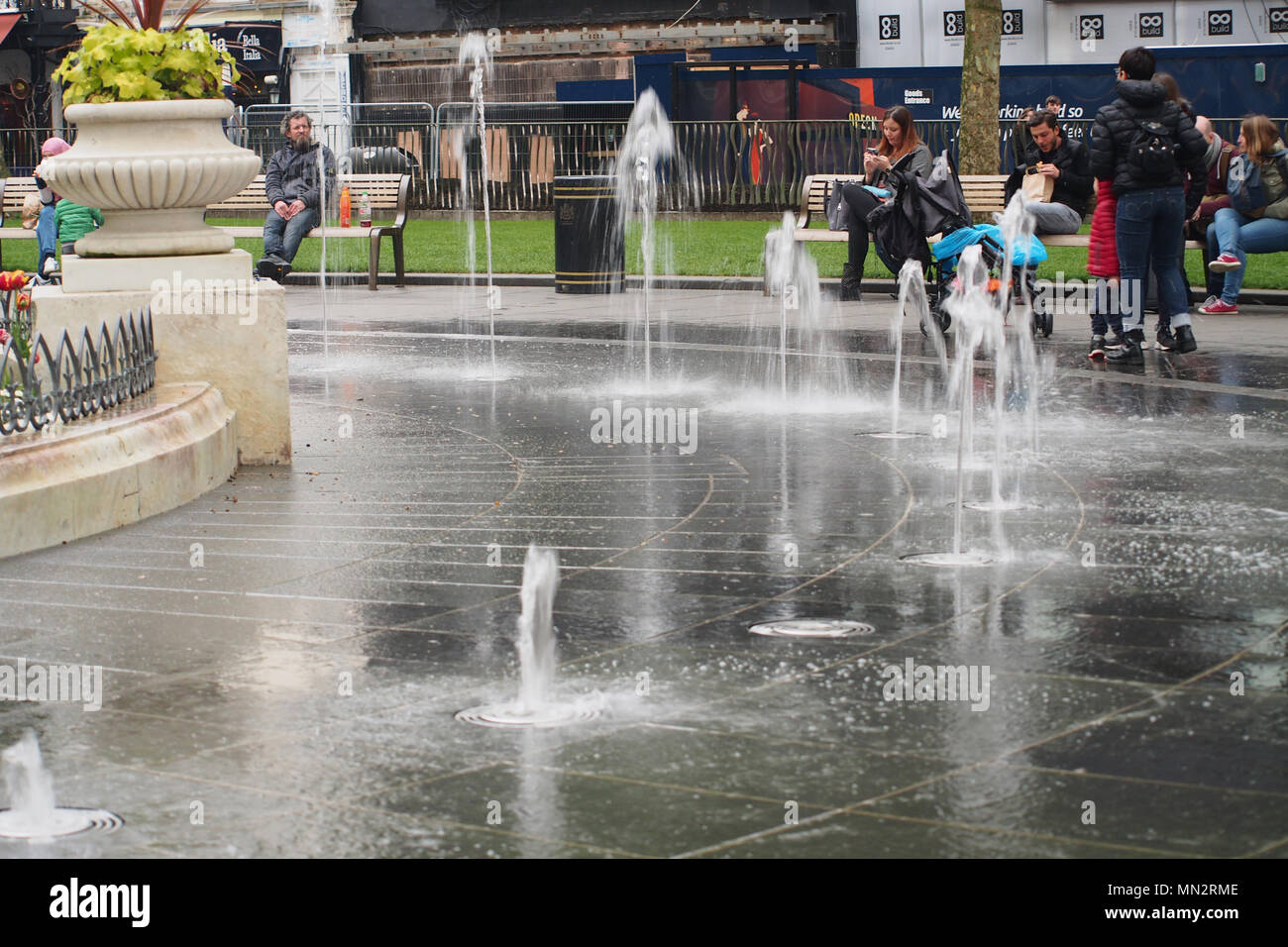 Public Fountains Stock Photos & Public Fountains Stock Images - Alamy