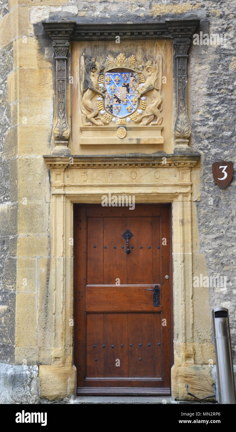 Beautiful old fashioned building hi-res stock photography and images ...