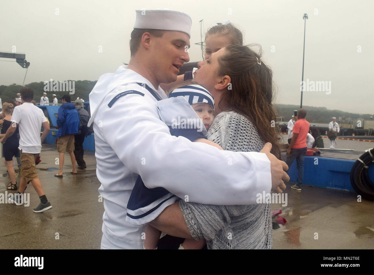 170818-N-BK361-237 GROTON, Conn. - (Aug 18, 2017) Fire Control ...