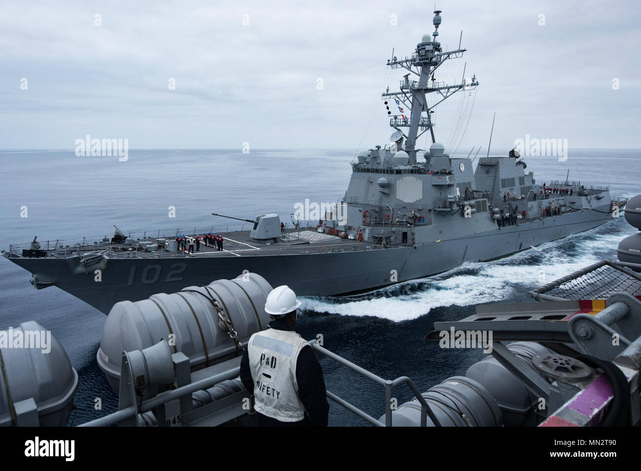 170821-N-FP690-072 PACIFIC OCEAN (Aug. 21, 2017) The guided-missile destroyer USS Sampson (DDG ...