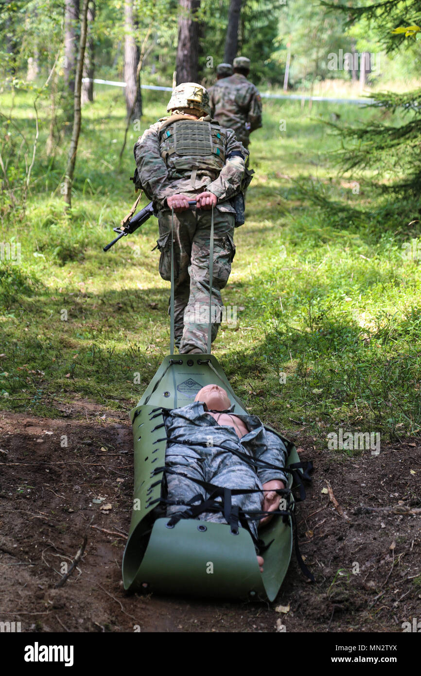 U.S. Army Staff Sgt. William Threadgill of Joint Multinational ...