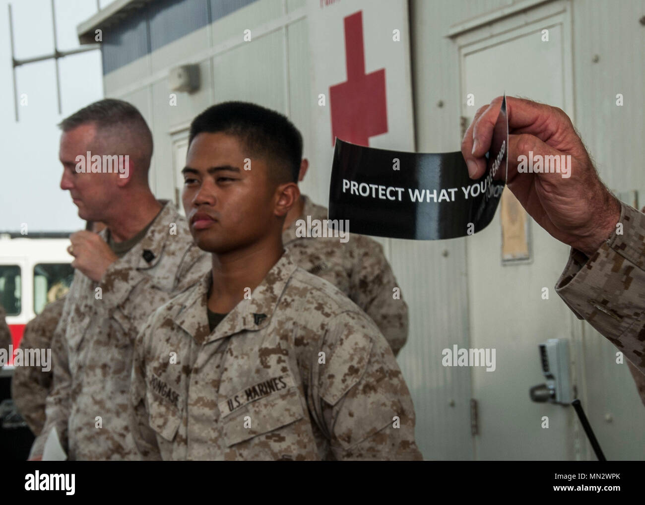 U.S. 5TH FLEET AREA OF OPERATIONS (Aug. 17, 2017) U.S. Marine Lt. Gen ...