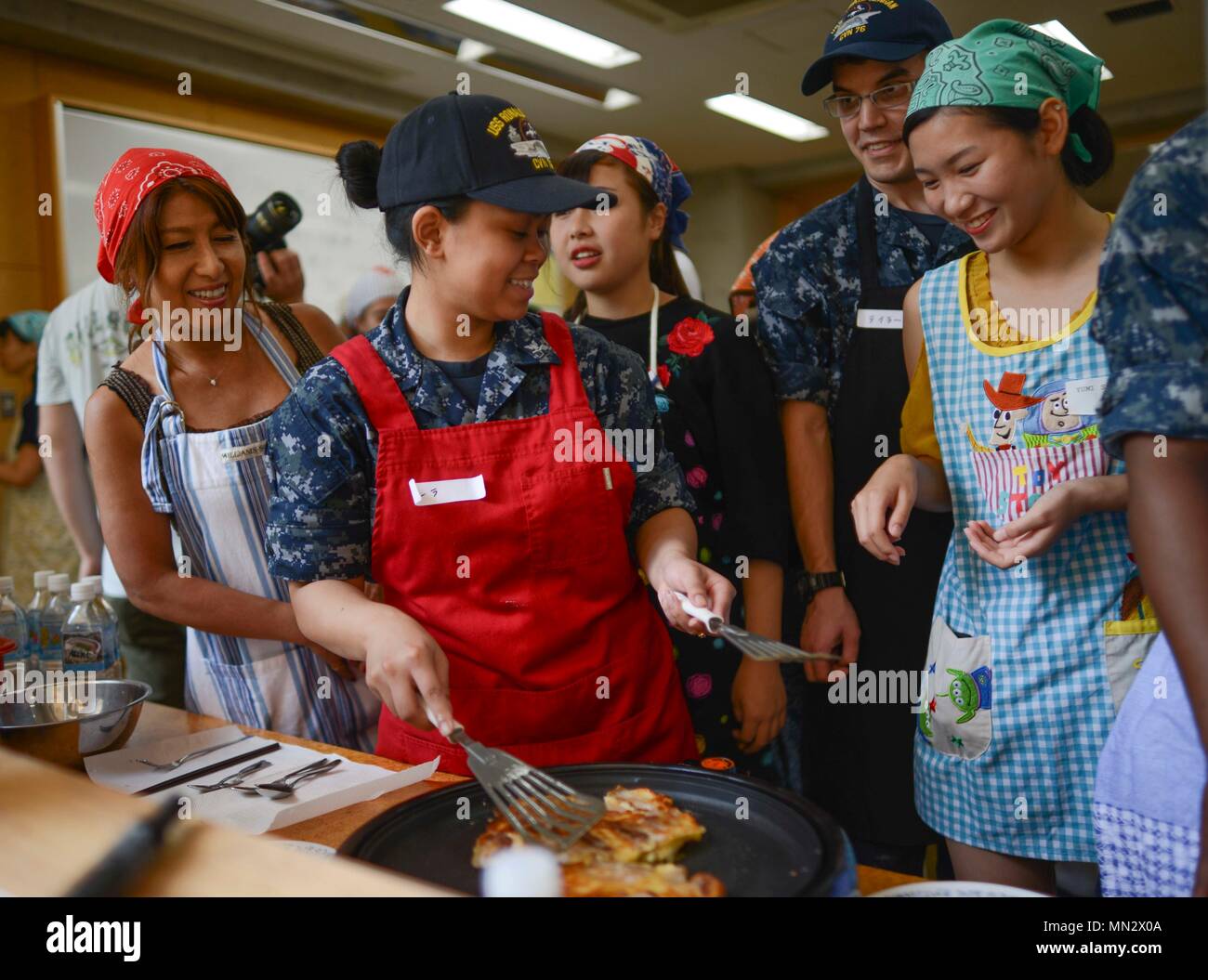 170823-N-FA466-112 YOKOSUKA, Japan (Aug. 23, 2017) Culinary Specialist ...