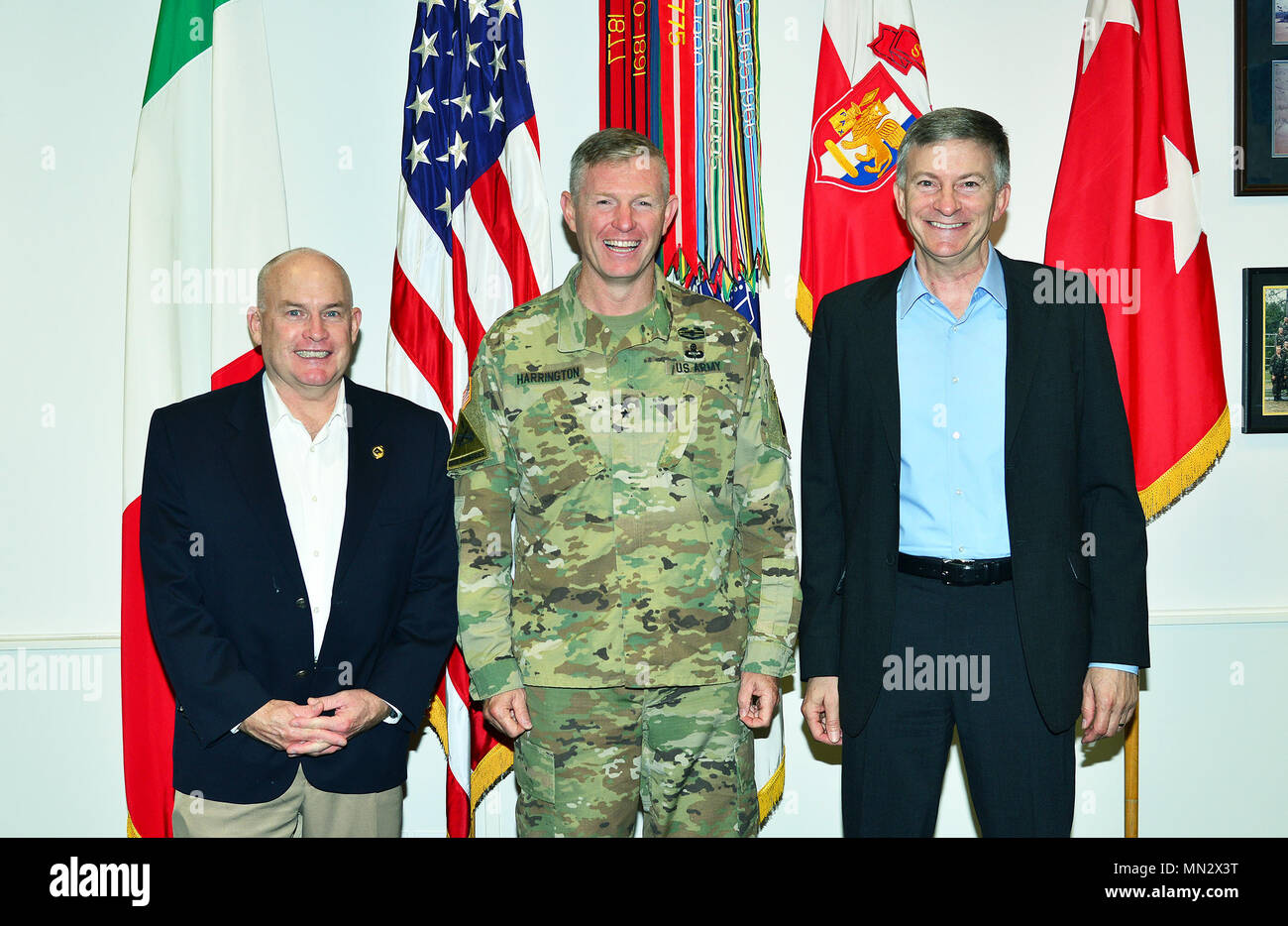 Lt gen william b garrett iii hi-res stock photography and images - Alamy