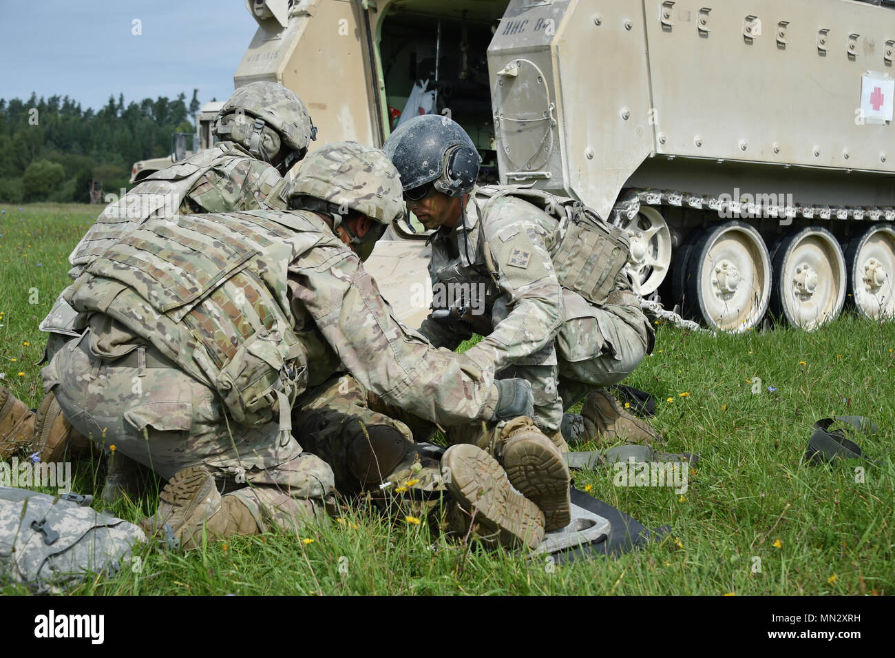 U.S. Soldiers with Alpha Company, 1st Battalion, 8th Infantry Regiment ...