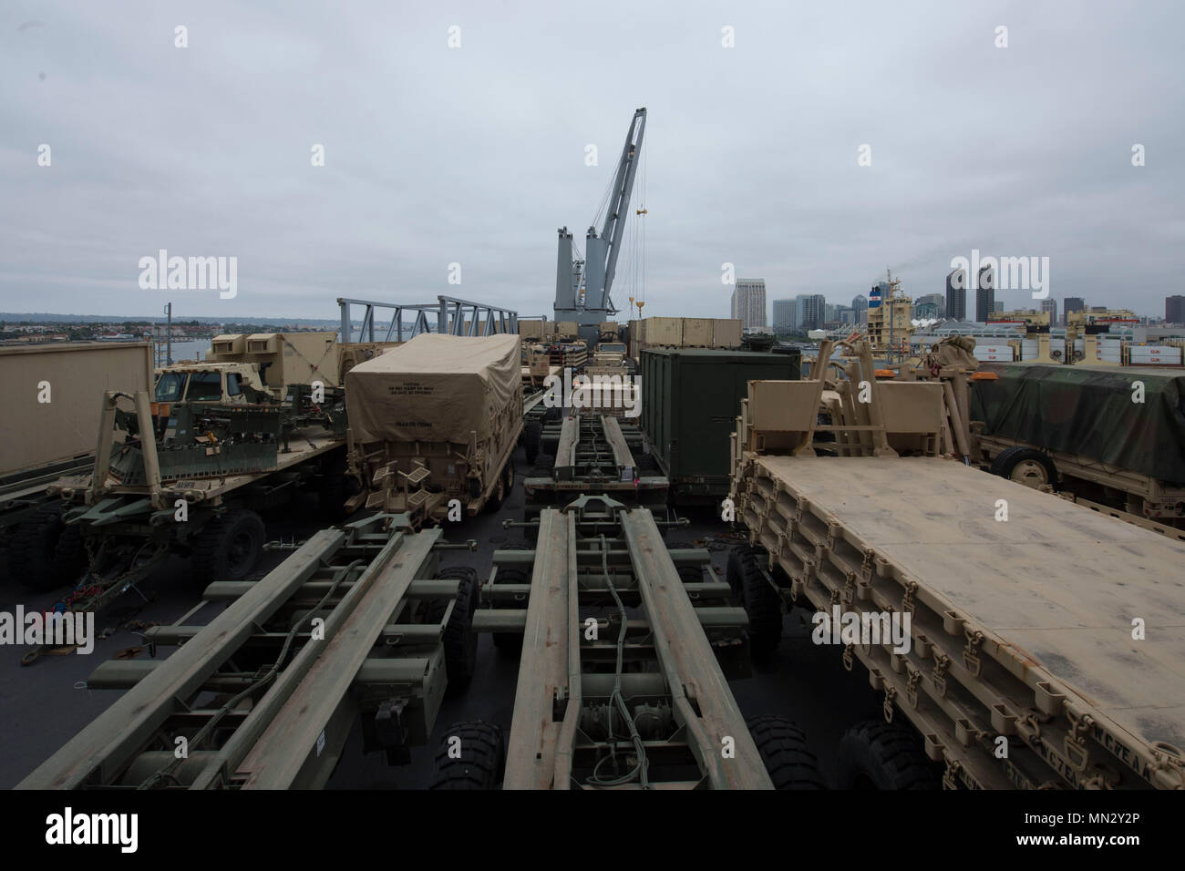 Usns bob hope hi-res stock photography and images - Alamy