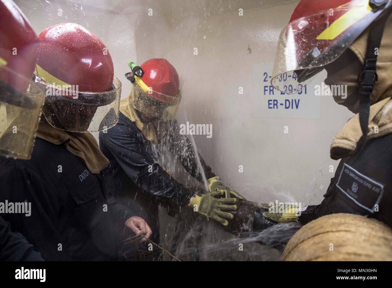 Forward decontamination station hi-res stock photography and images - Alamy