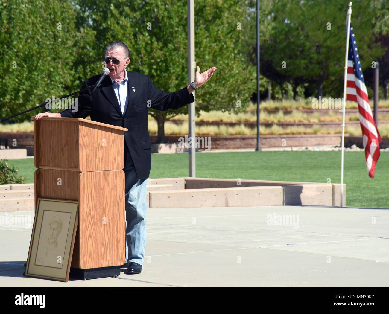 Joseph Galloway, famed war correspondent during the Vietnam War, speaks ...