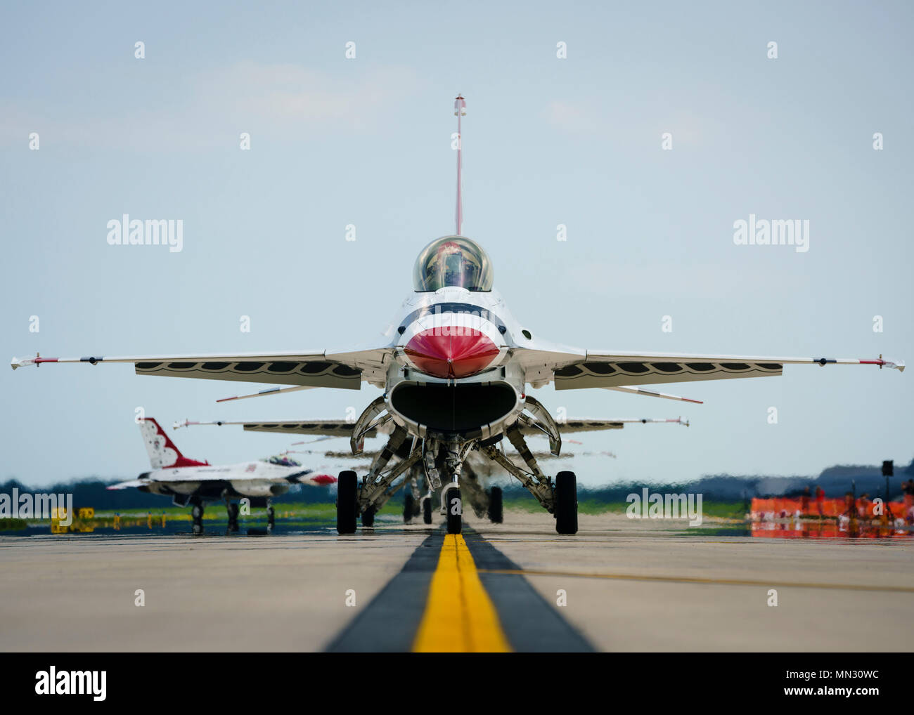 Lt. Col. Jason Heard, Thunderbird 1, taxis in after a Thunderbirds ...