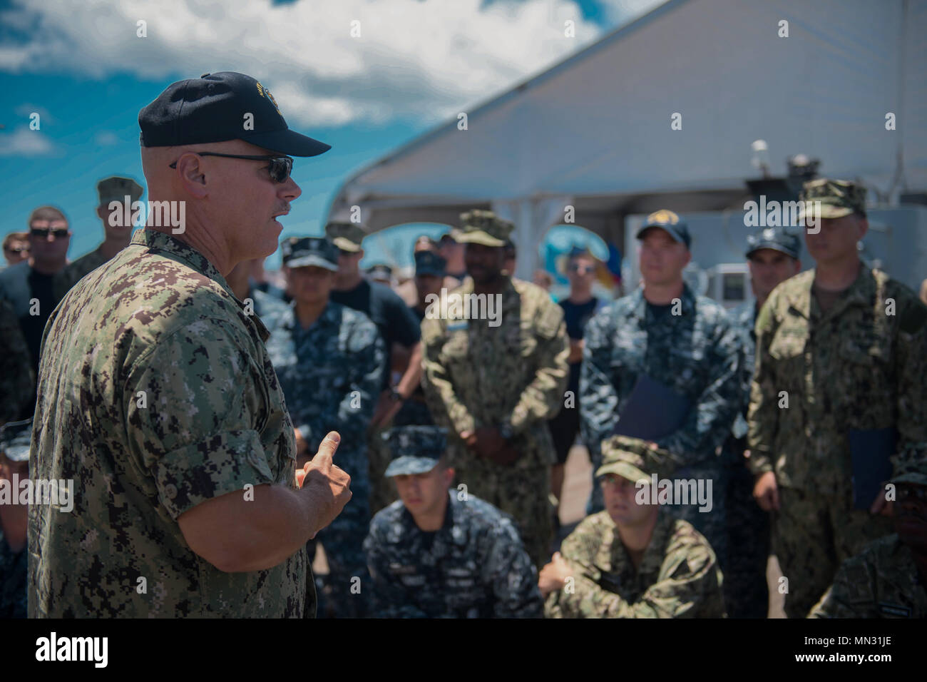 170820-N-AV234-0022 PEARL HARBOR (Aug. 20, 2017) Command Master Chief ...
