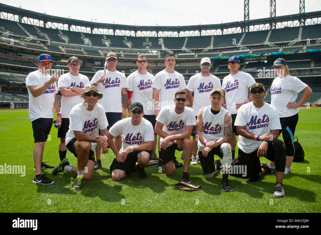 All army softball hi-res stock photography and images - Alamy