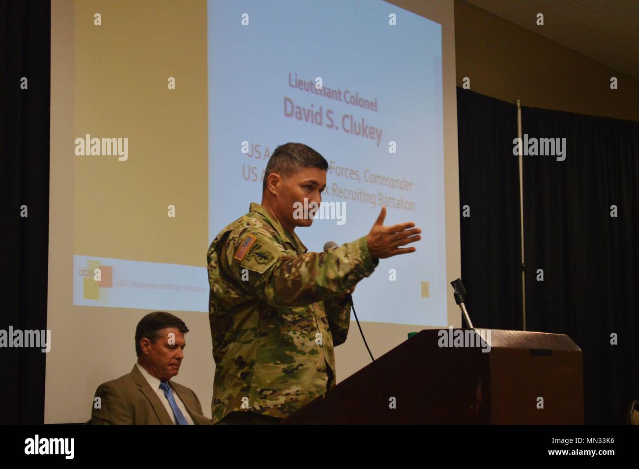 Lt. Col. Dave Clukey, commander, Phoenix Recruiting Battalion, briefs members of the Arizona ...