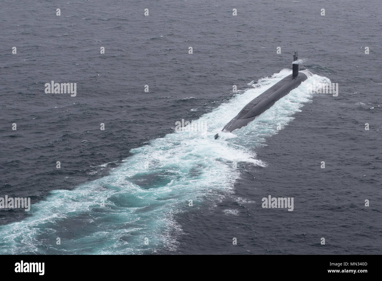 DUTCH HARBOR, Alaska (Aug. 24, 2017) USS Kentucky (SSBN 737) departs ...