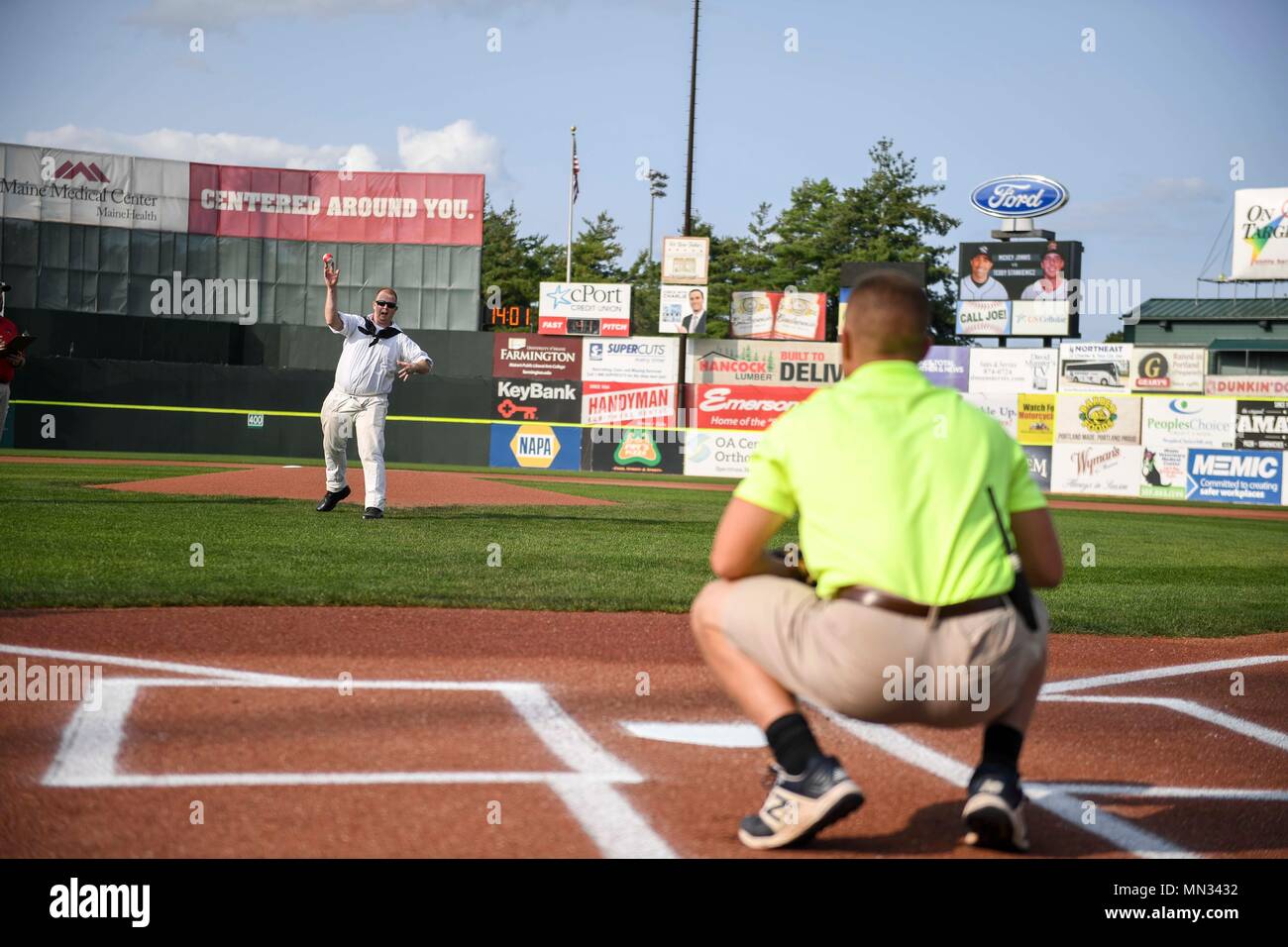170825-N-LQ926-292 PORTLAND, Maine (August 25, 2017) Yeoman 1st Class ...