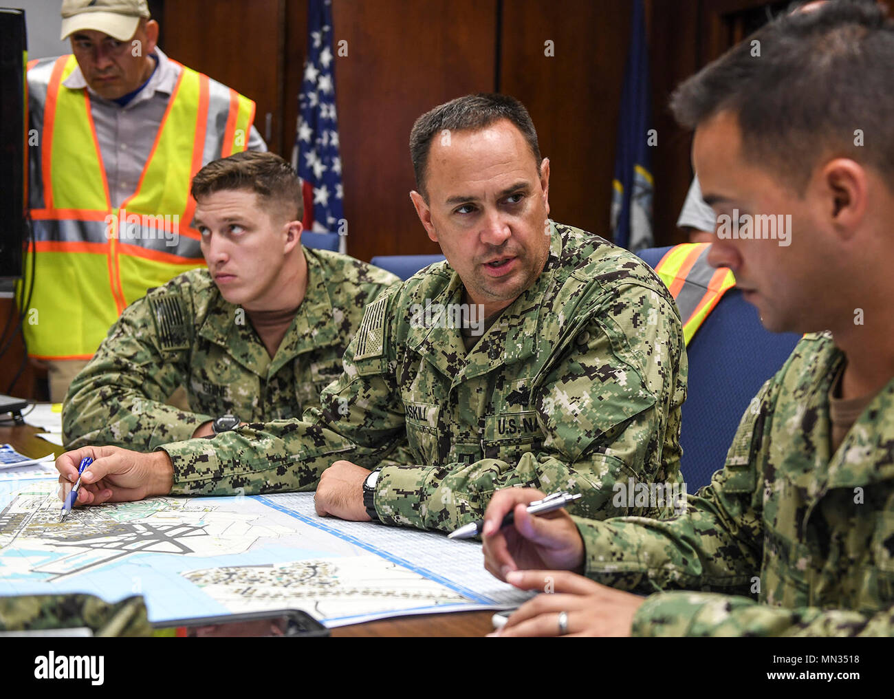 170828-N-UK306-018 CORPUS CHRISTI, Texas (Aug. 28, 2017) Lt. j.g ...