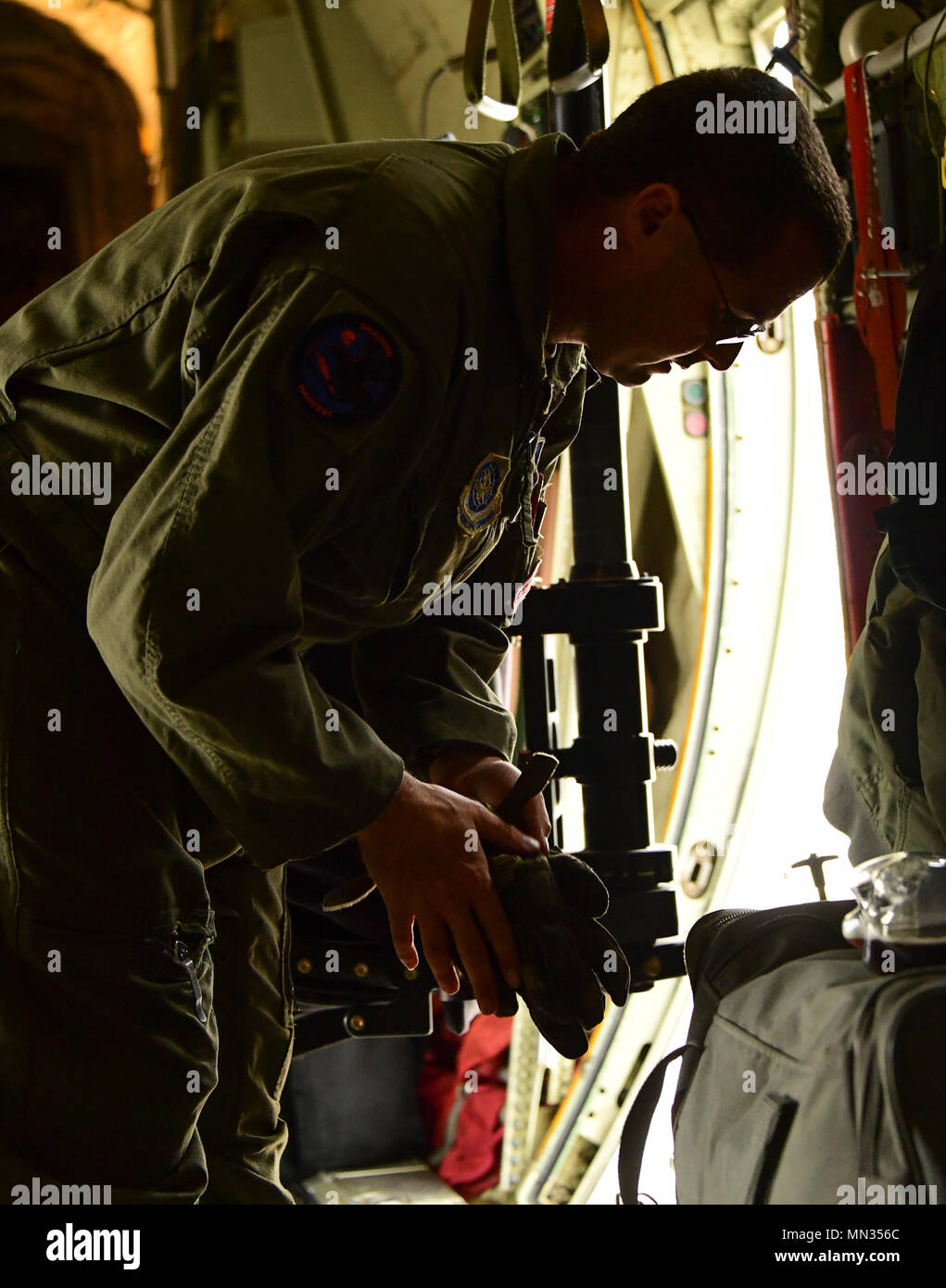 146th aircraft maintenance squadron hi-res stock photography and images ...