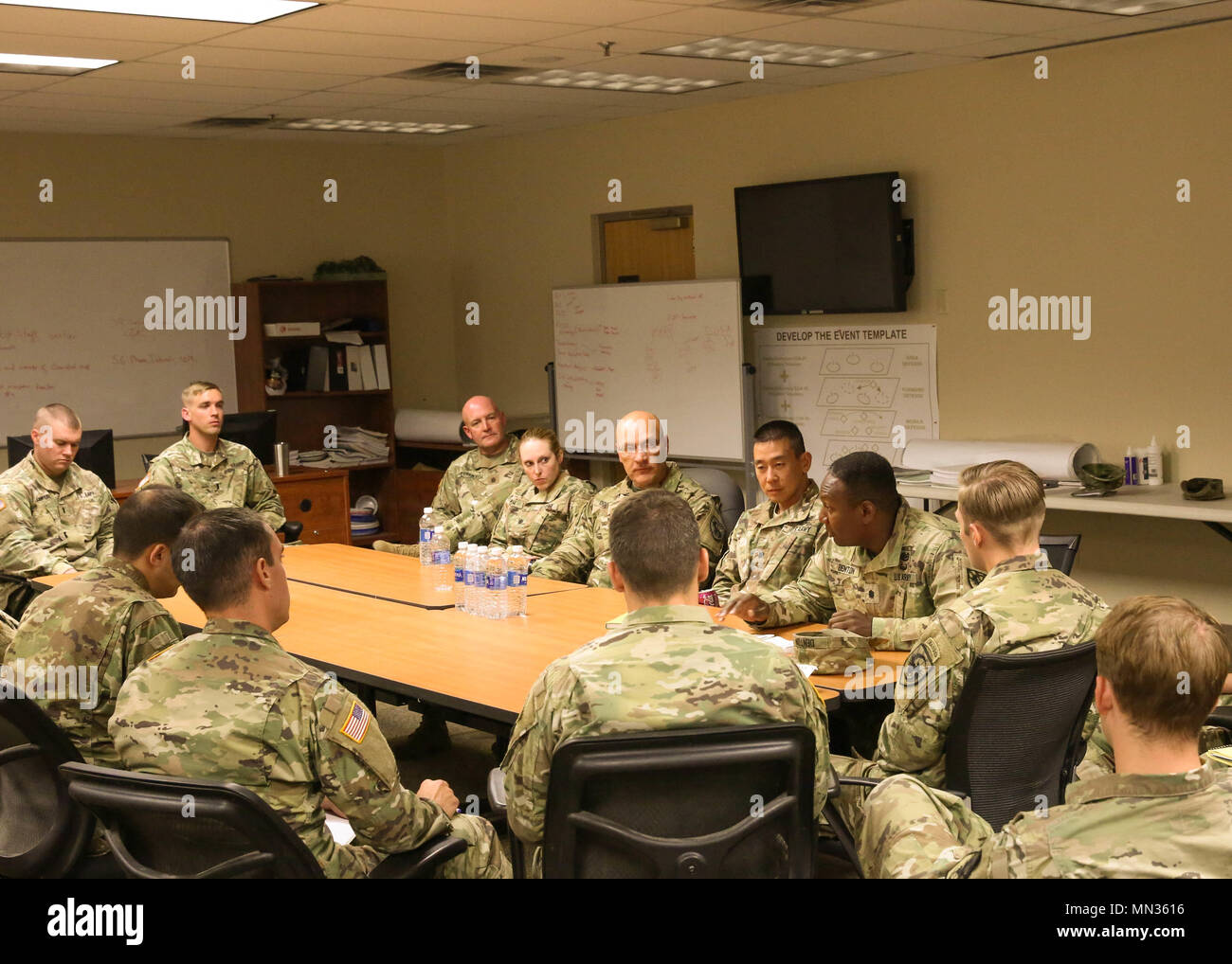 Military intelligence captains career course hi-res stock photography ...