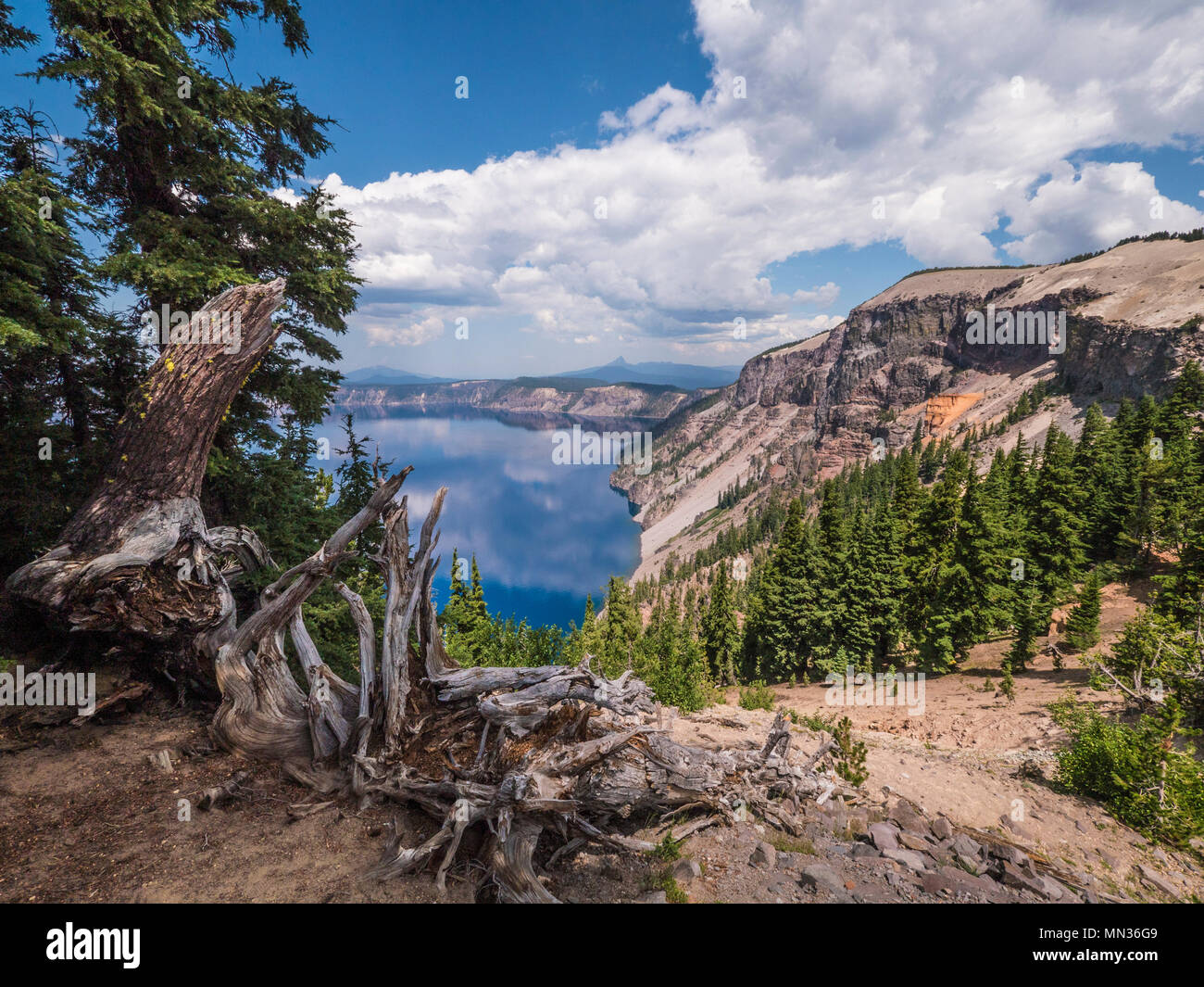 The Rim of Crater Lake Stock Photo - Alamy