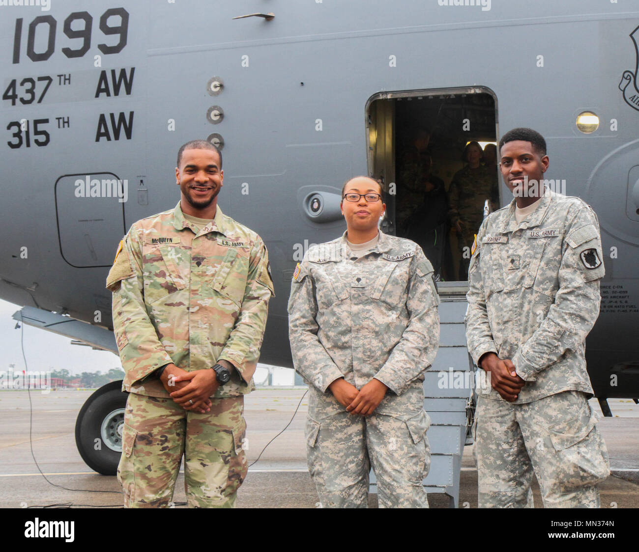 HUNTER ARMY AIRFIELD, GA -- Spc. Damien McQueen (Left), a Hampton, Va ...