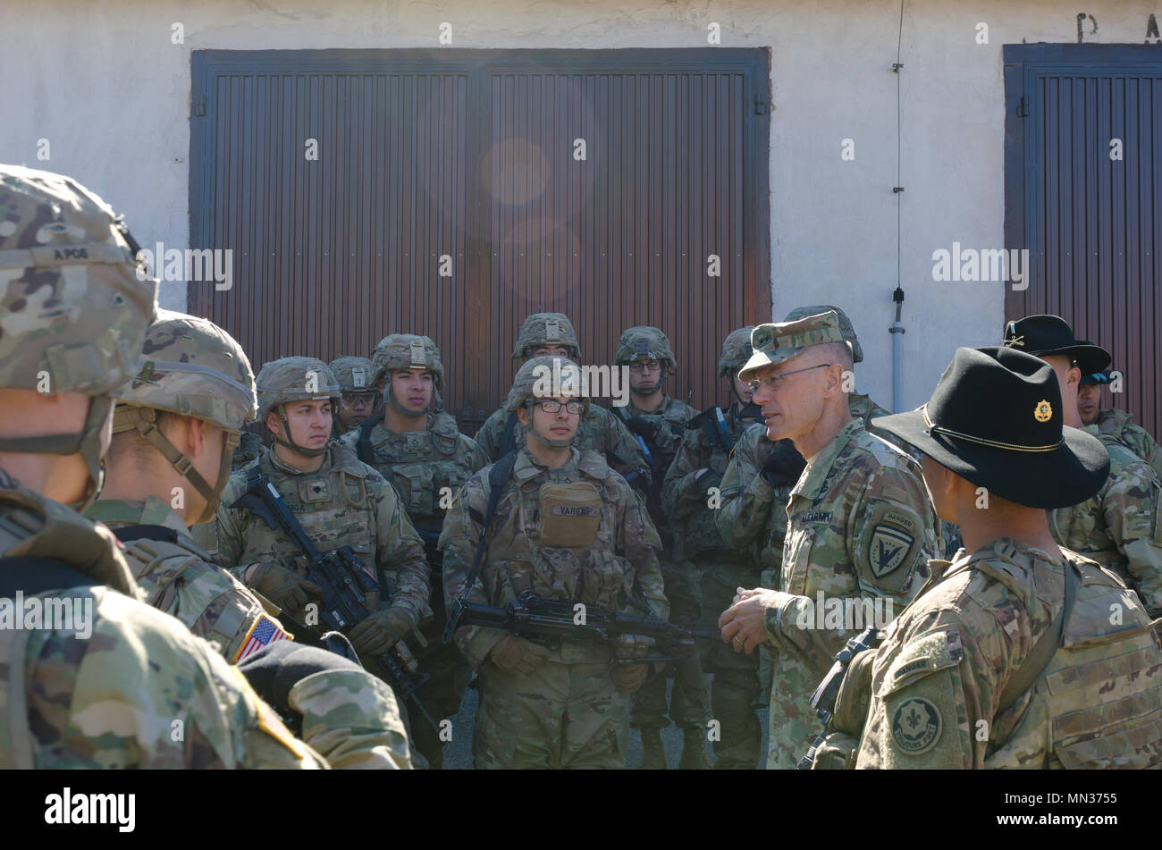 Major general gordon b davis jr hi-res stock photography and images - Alamy