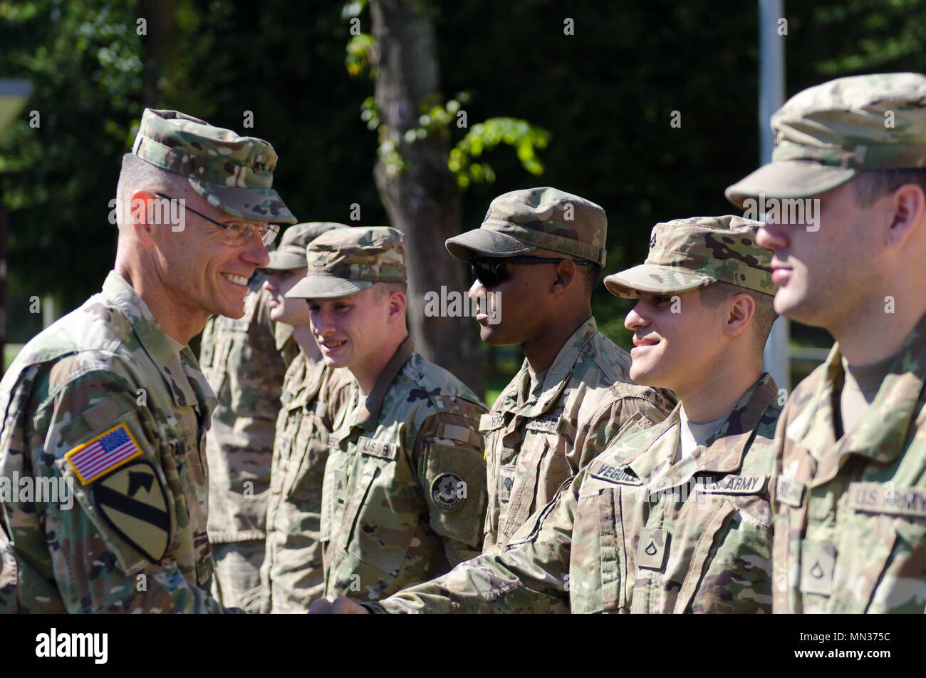 Major general gordon b davis jr hi-res stock photography and images - Alamy