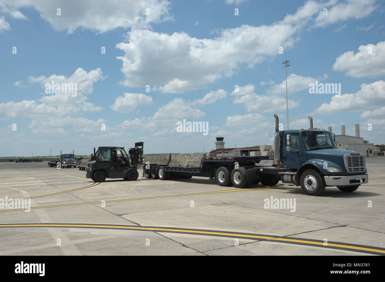 Dla installation management hi-res stock photography and images - Alamy