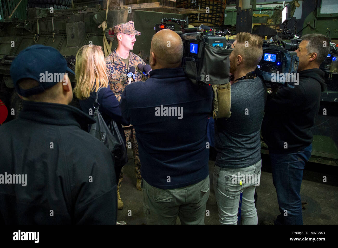 170829-N-TH560-084 MELBOURNE, Australia (Aug. 29, 2017) Australian ...