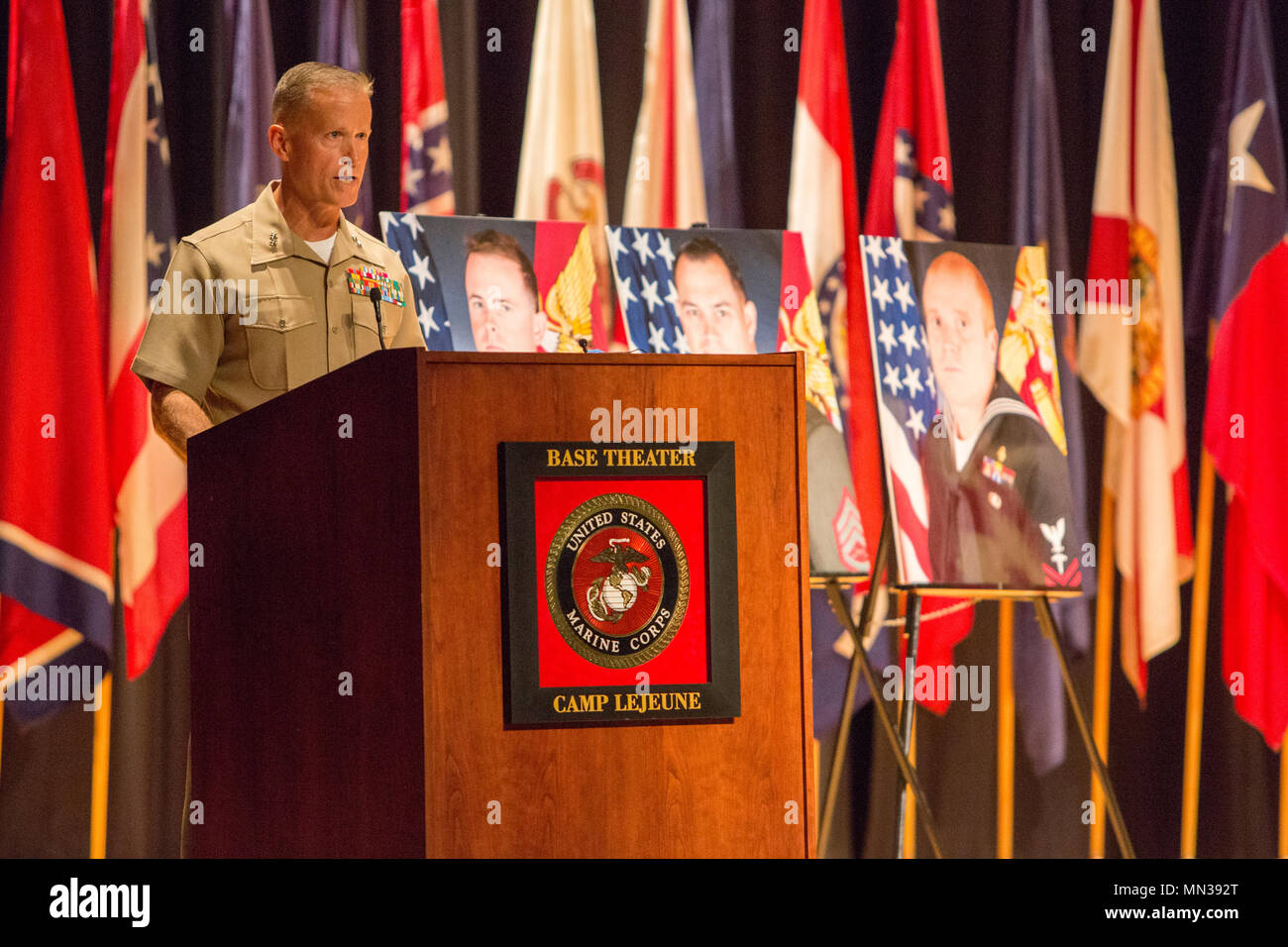 Maj. Gen. Carl E. Mundy III, U.S. Marine Corps Forces, Special ...