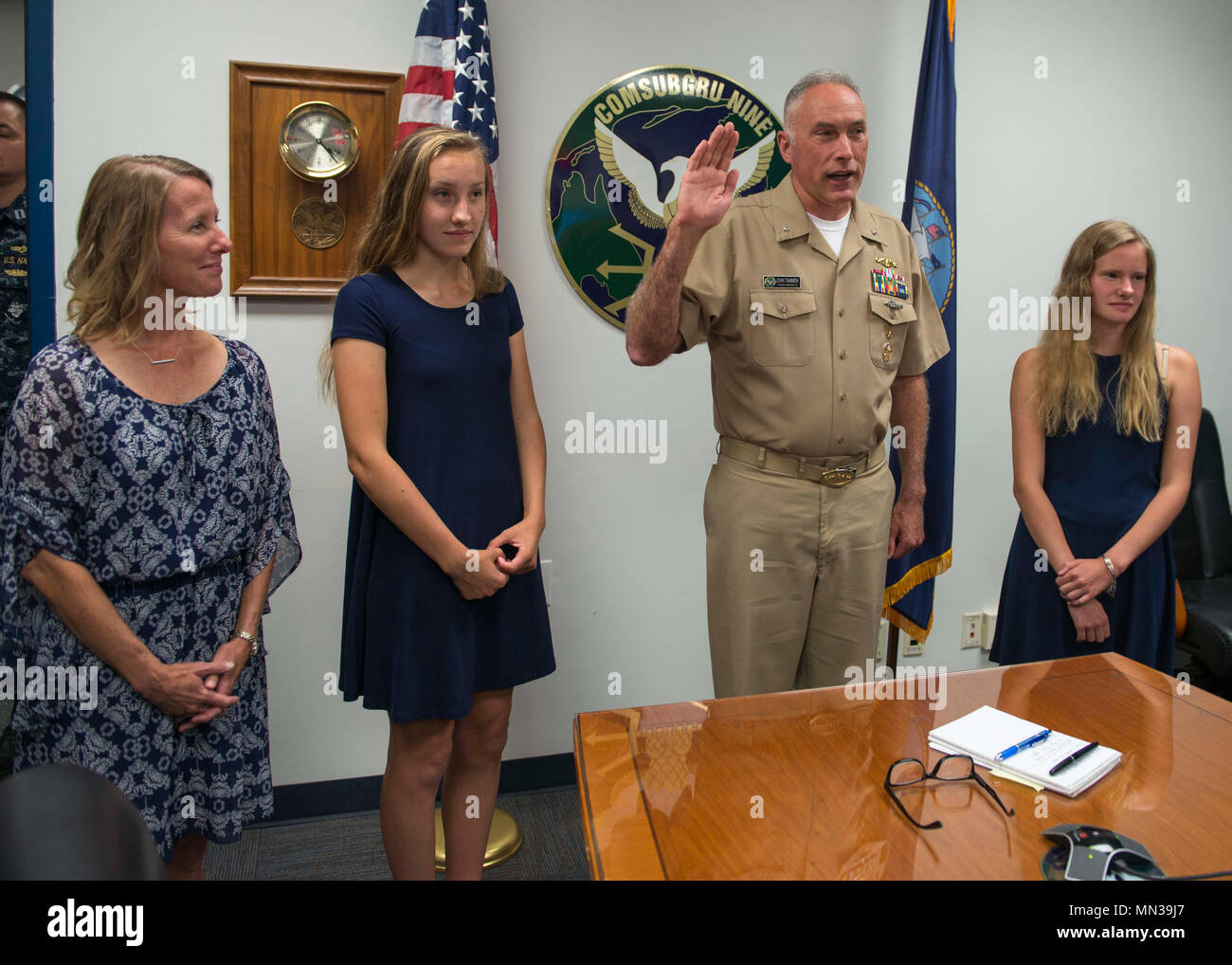 Erin gray hi-res stock photography and images - Alamy