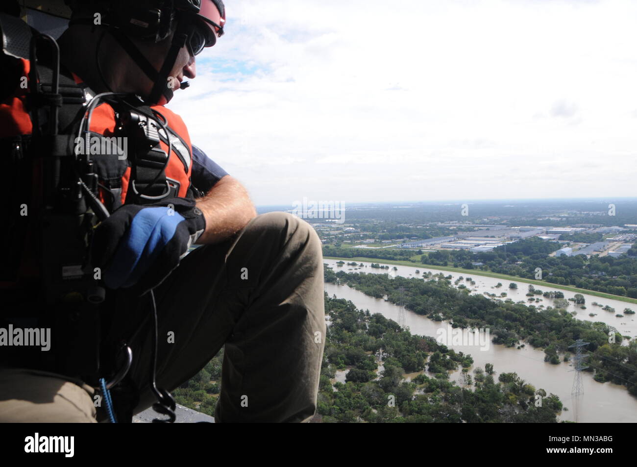 An Airman assigned to the New York Air National Guard's 106th Rescue ...