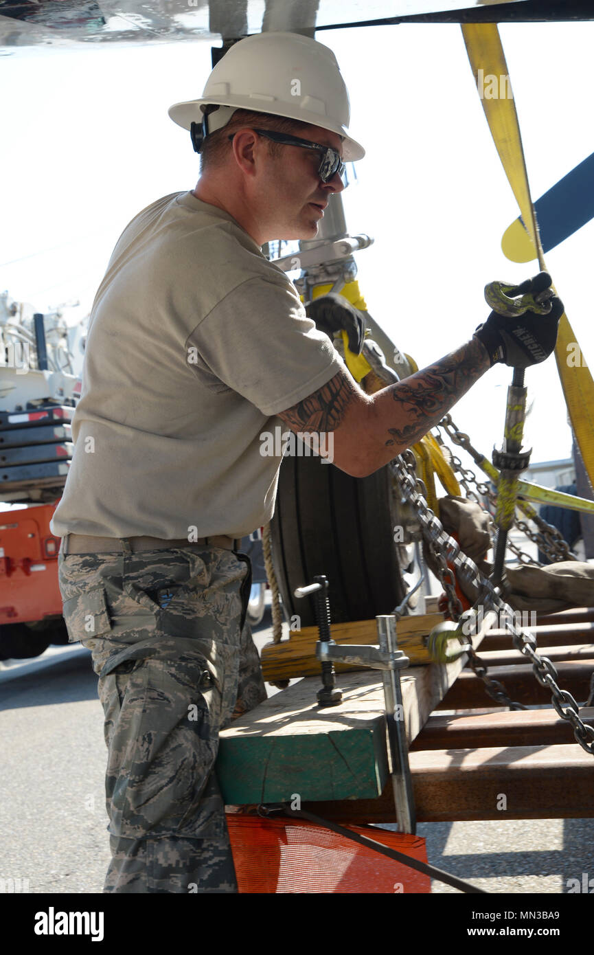 U.S. Air Force Tech. Sgt. Keith Ward, jet engine mechanic assigned to ...