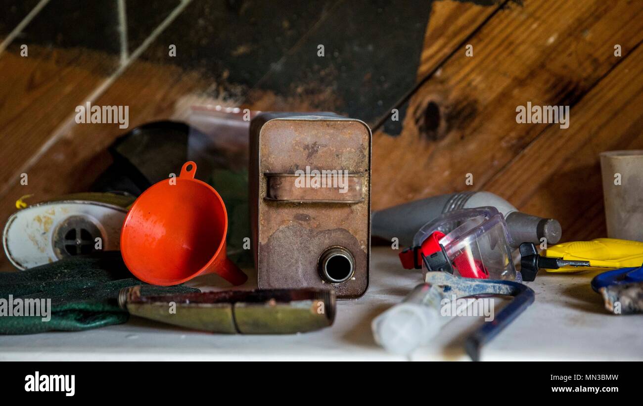 Explosive lab hi-res stock photography and images - Alamy