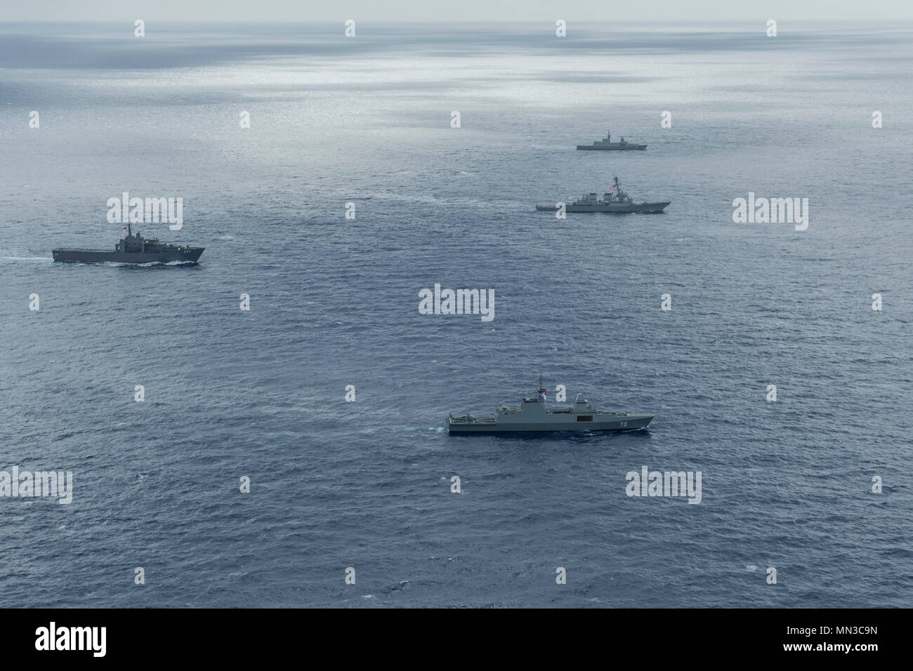 U.S. and Republic of Singapore Navy (RSN) ships participate in a ...