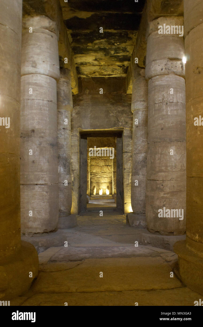 Hypostyle chamber hi-res stock photography and images - Alamy