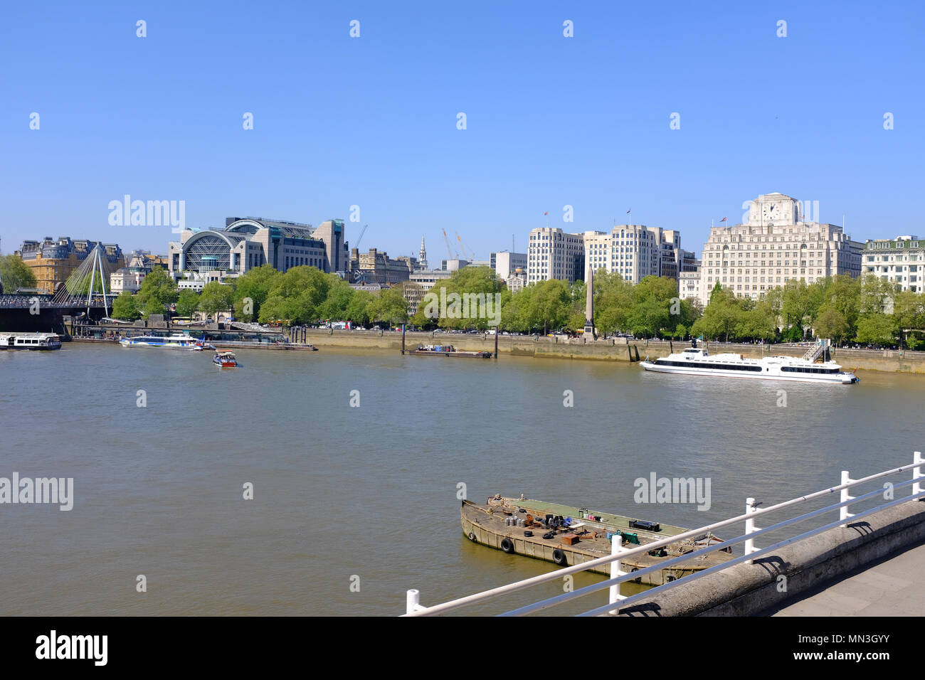 View from Waterloo Bridge of Hungerford Bridge and Golden Jubilee ...